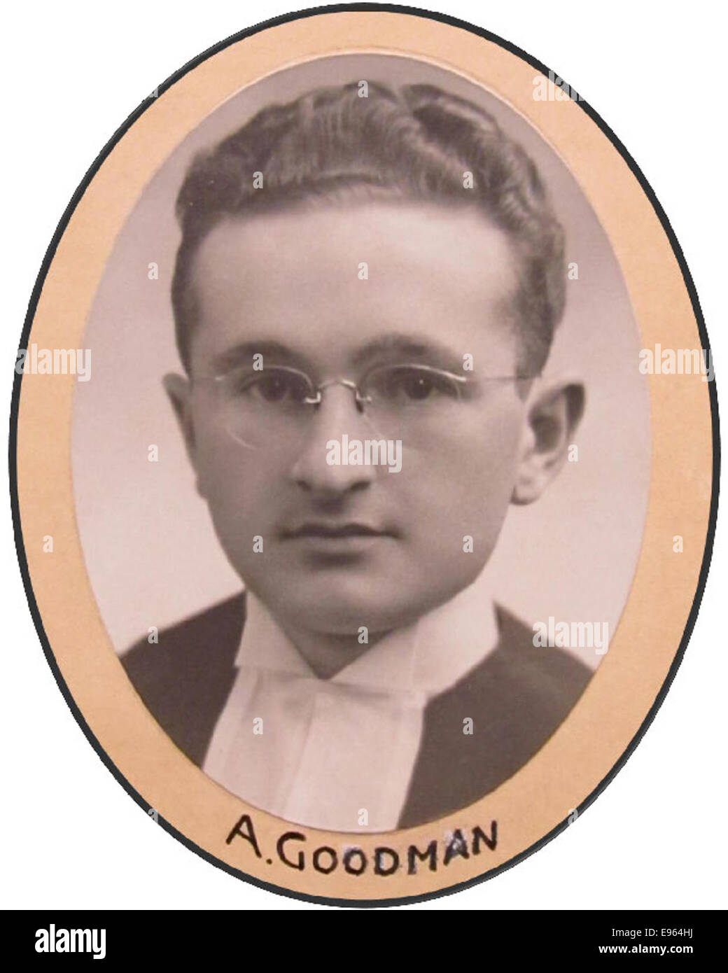 A formal portrait of Allan Goodman, a lawyer who graduated from Osgoode ...