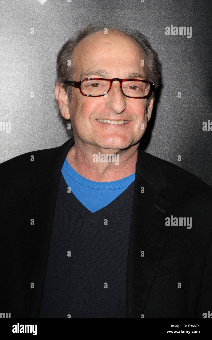 HBO premieres an exclusive presentation of Billy Crystal 700 Sundays ...