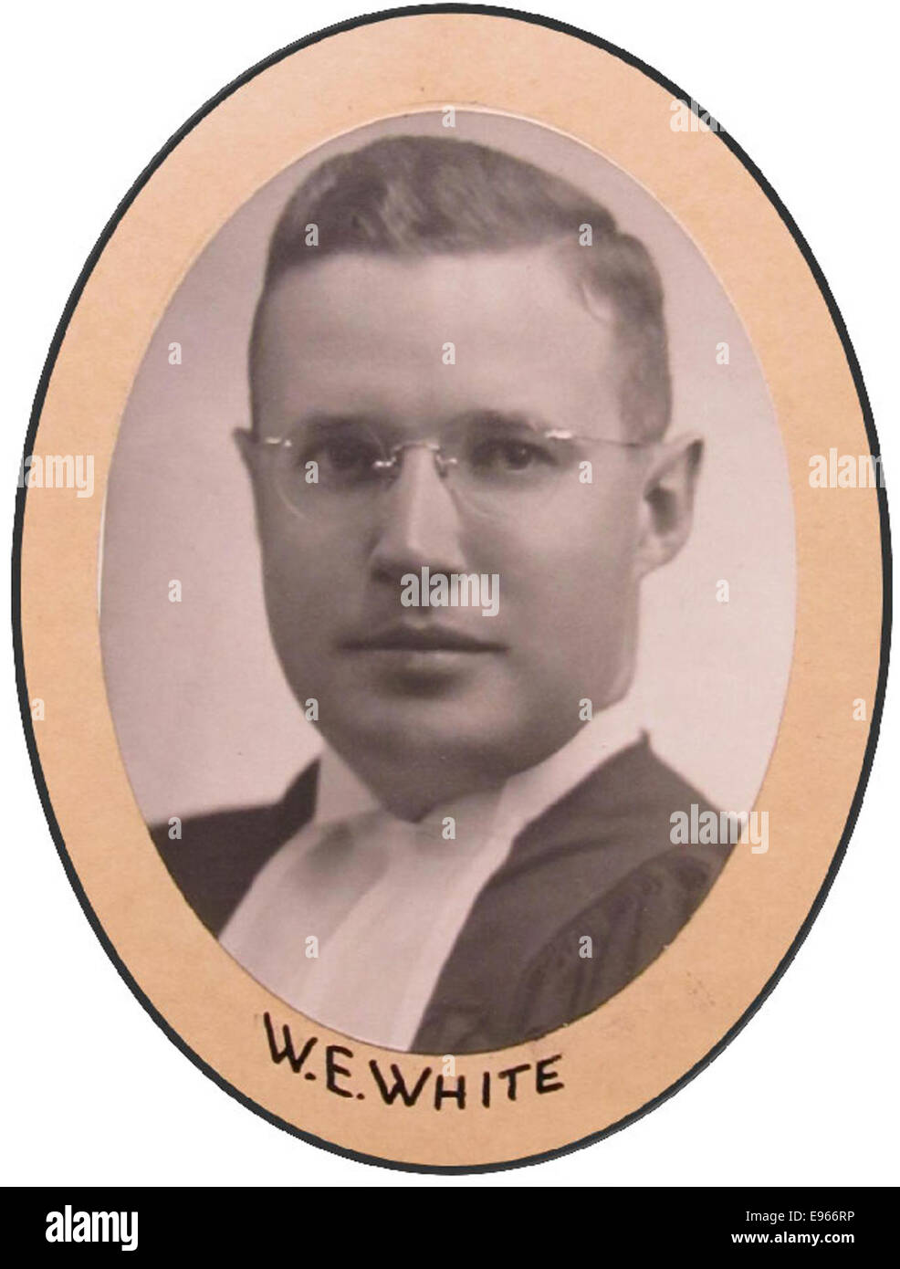 Warren white hi-res stock photography and images - Alamy