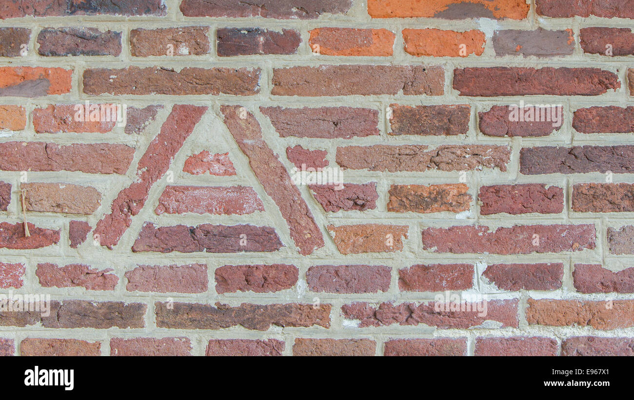 Facade old dutch brick stone hi-res stock photography and images - Alamy