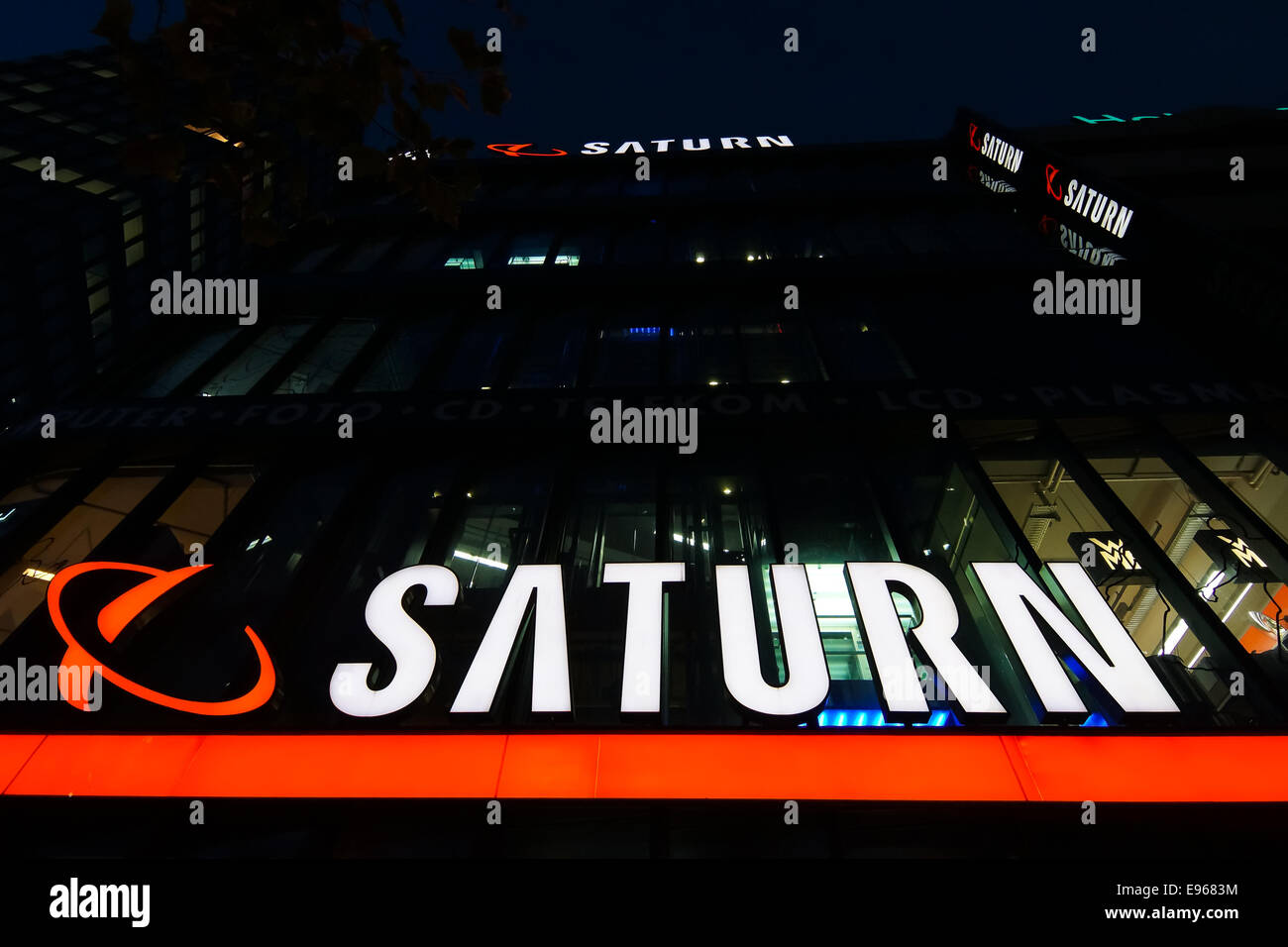 A supermarket of electronics Saturn on Kurfuerstendamm Stock Photo - Alamy