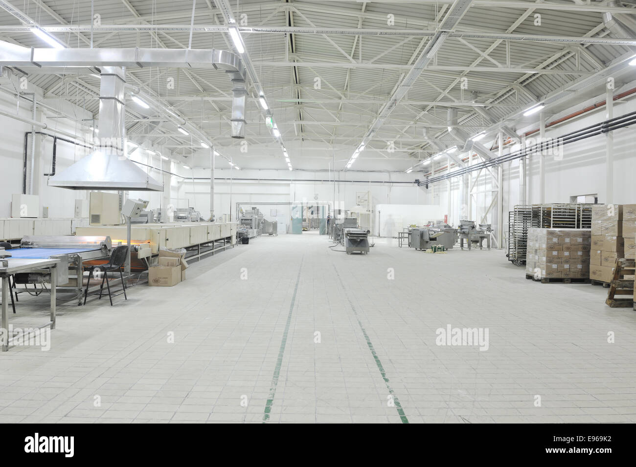 bread factory production Stock Photo - Alamy