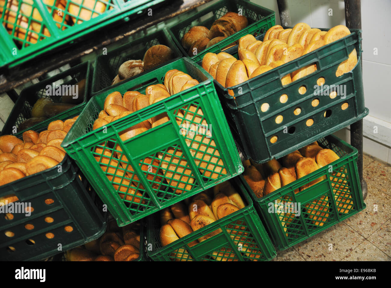 bread factory production Stock Photo - Alamy