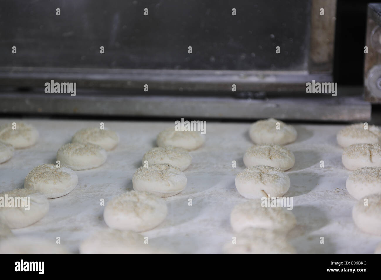 bread factory production Stock Photo - Alamy