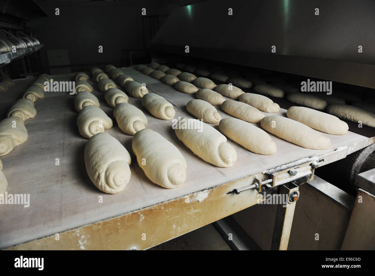 bread factory production Stock Photo - Alamy