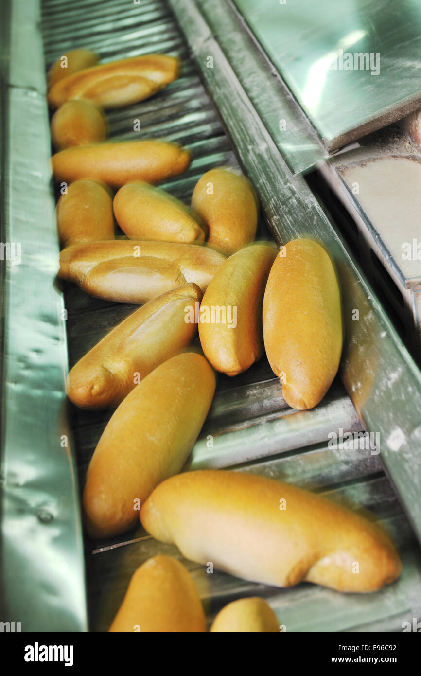 bread factory production Stock Photo - Alamy