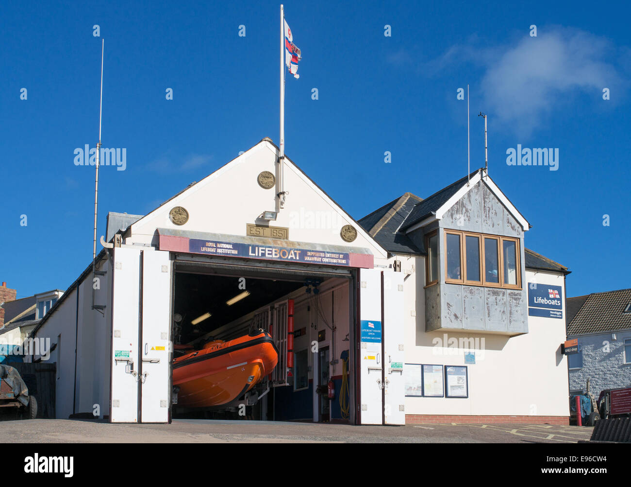 Newbiggin lifeboat station hi-res stock photography and images - Alamy