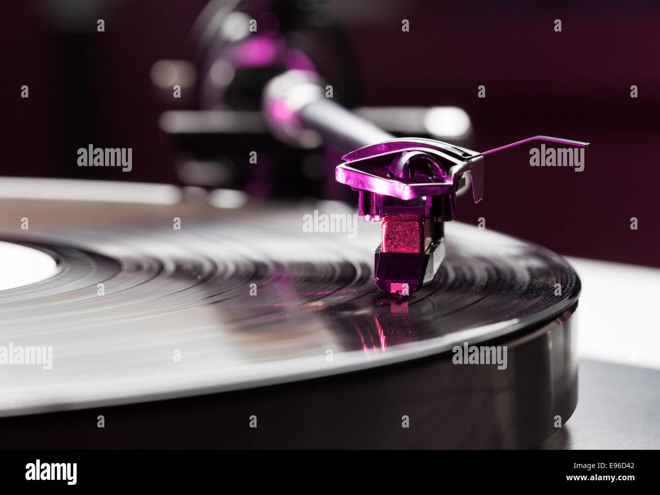 Vinyl analog record player cartridge and LP Stock Photo - Alamy