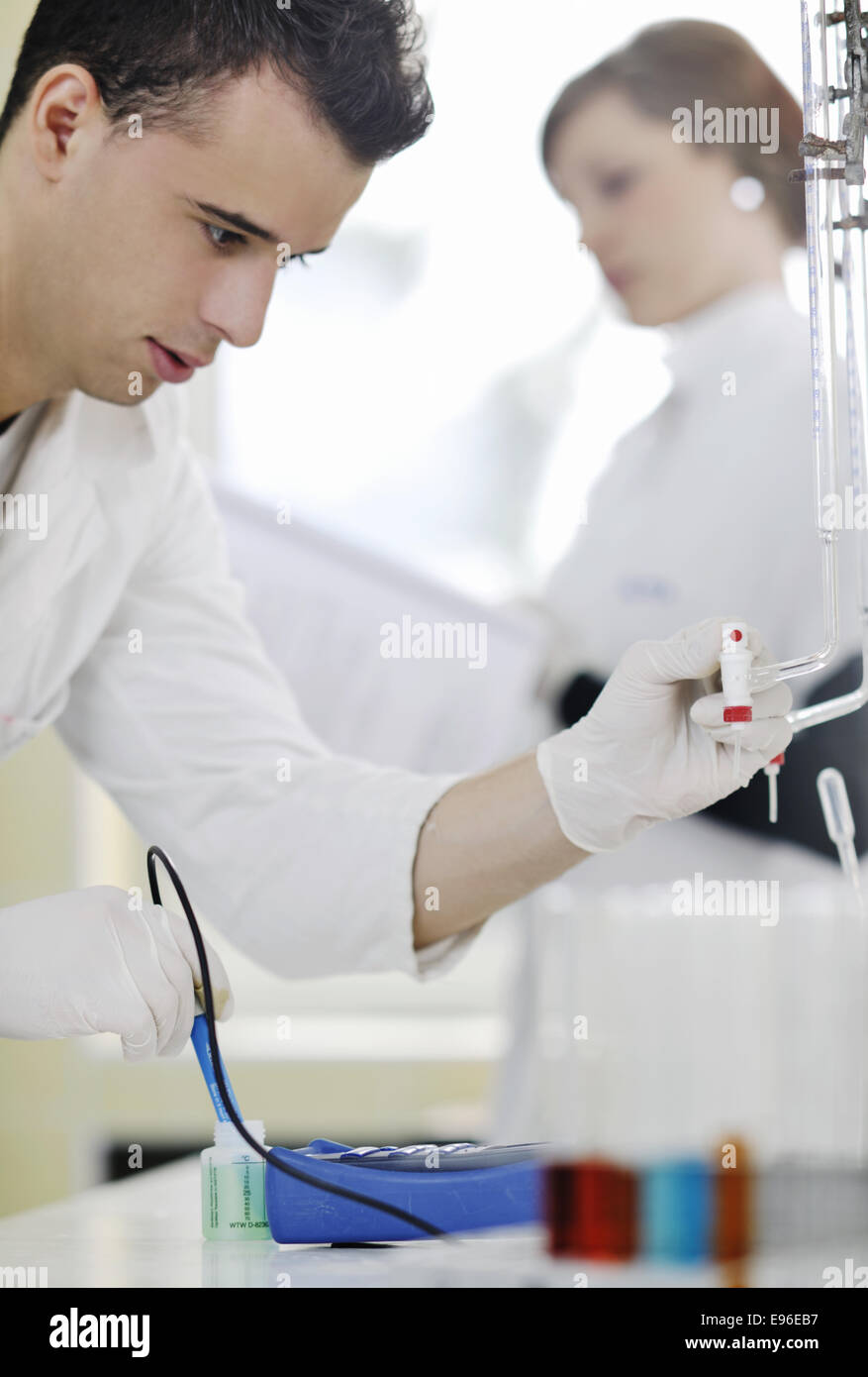 students couple in lab Stock Photo - Alamy