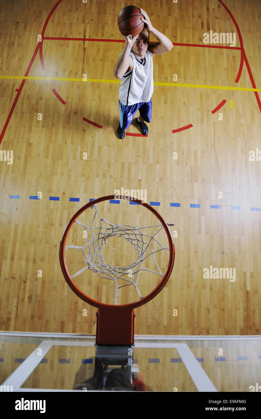 basketball player shooting Stock Photo - Alamy