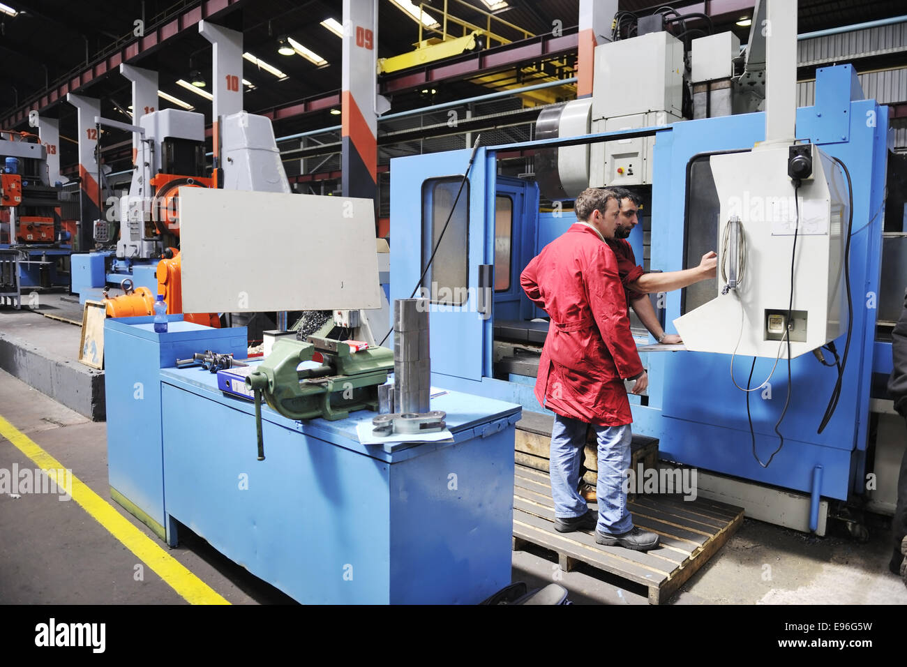 workers people in factory Stock Photo - Alamy