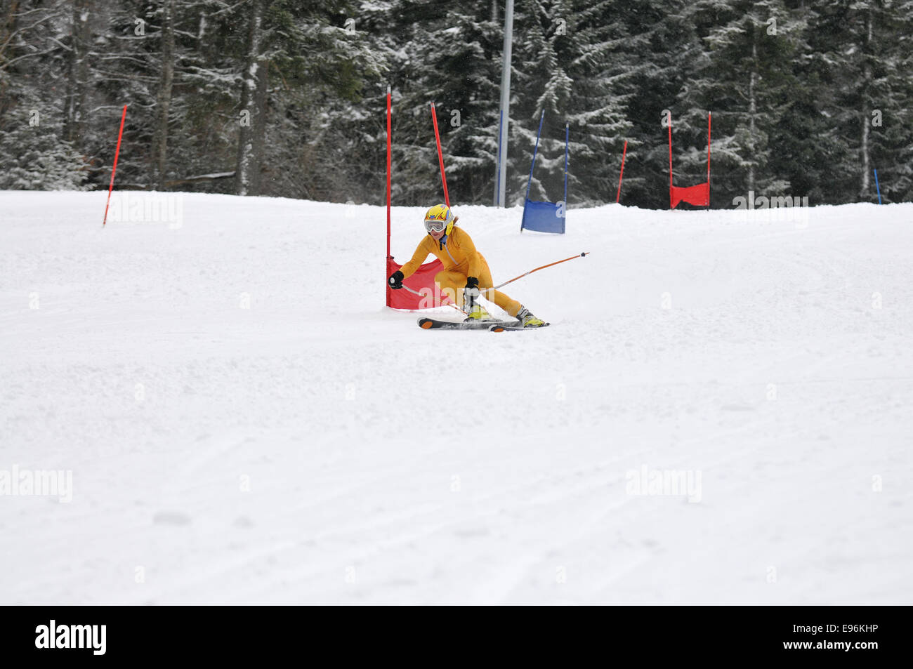 Youth alpine ski racing hi-res stock photography and images - Alamy