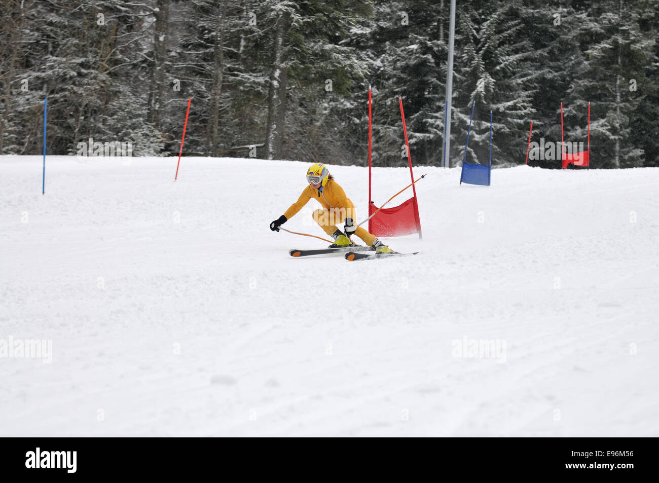 Youth alpine ski racing hi-res stock photography and images - Alamy