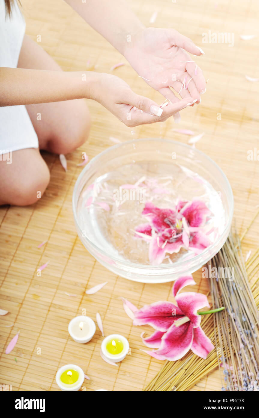 hand spa beauty treatment Stock Photo - Alamy