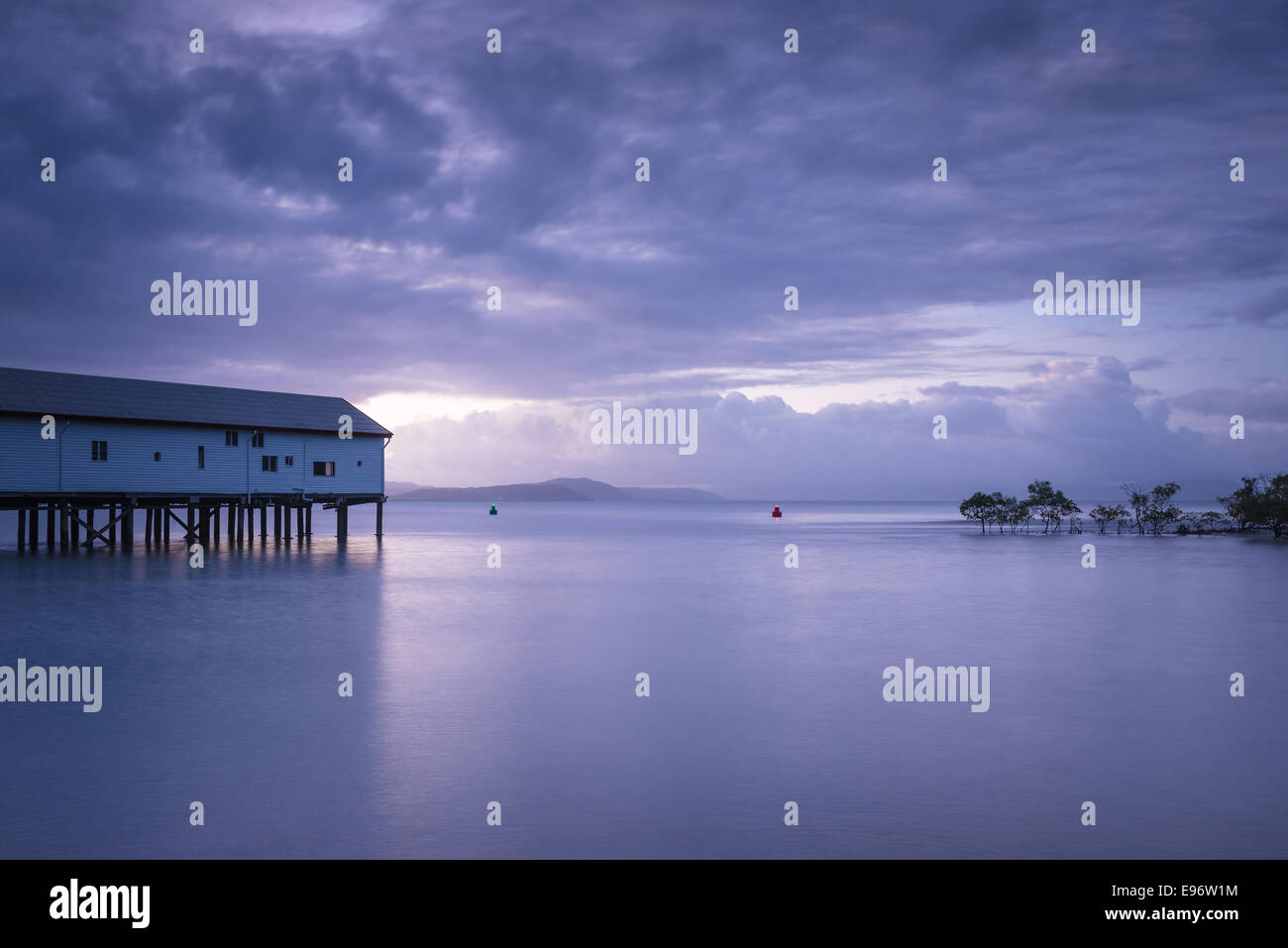 Dickson inlet port douglas hi-res stock photography and images - Alamy