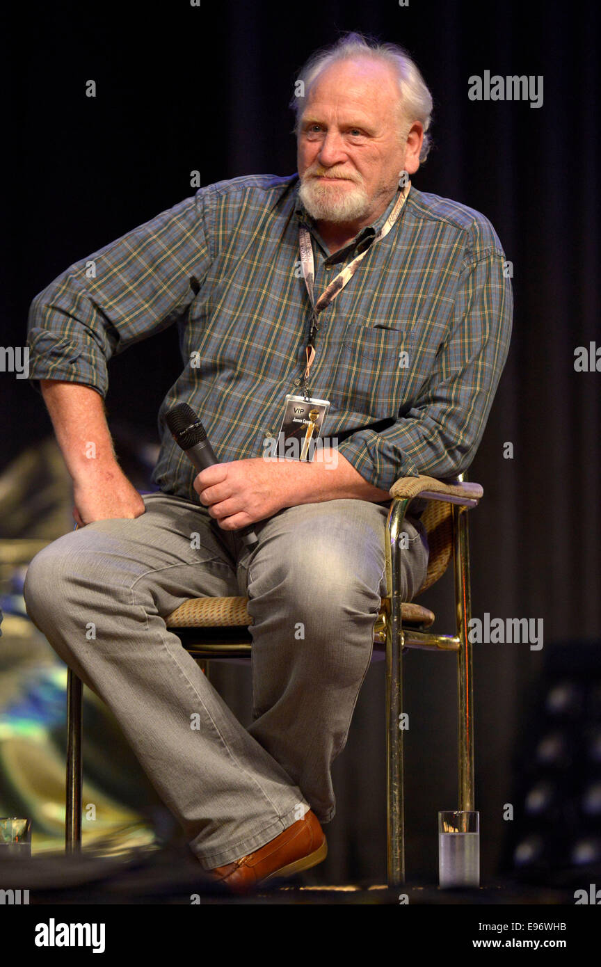 James cosmo thrones hi-res stock photography and images - Alamy