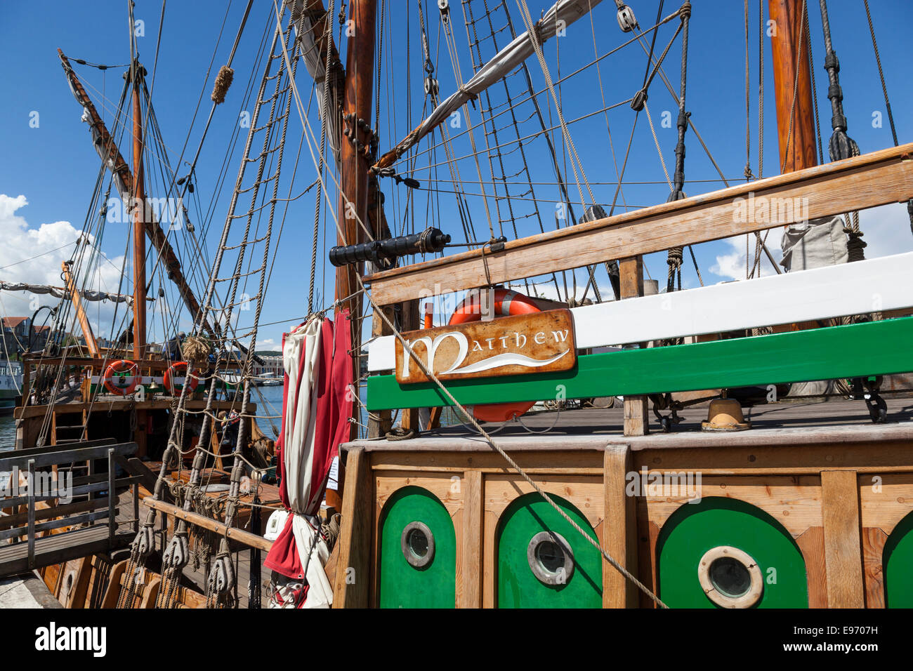 1497 replica historic ship cabot hi-res stock photography and images ...