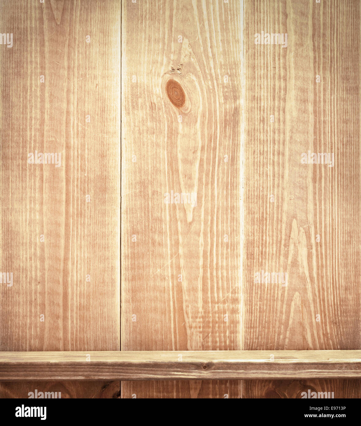 Empty shelf on wooden wall. Wooden texture Stock Photo - Alamy