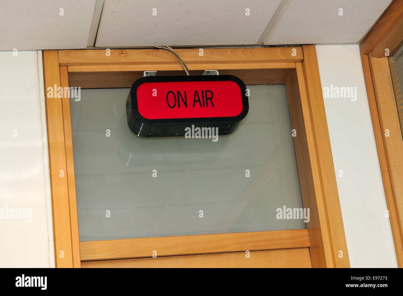 Recording studio warning light hi-res stock photography and images - Alamy
