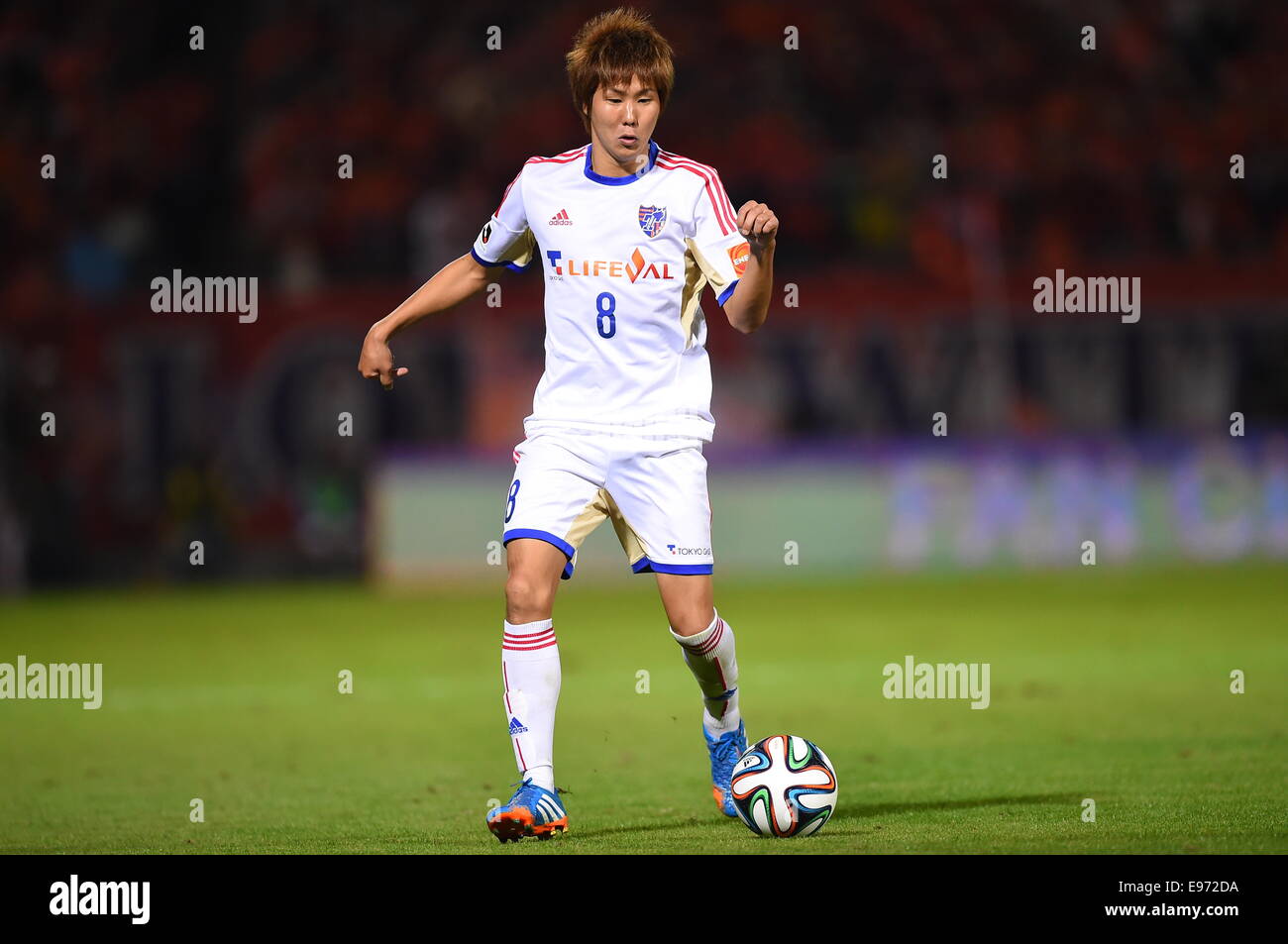 NACK5 Stadium Omiya, Saitama, Japan. 18th Oct, 2014. Hirotaka Mita (FC ...