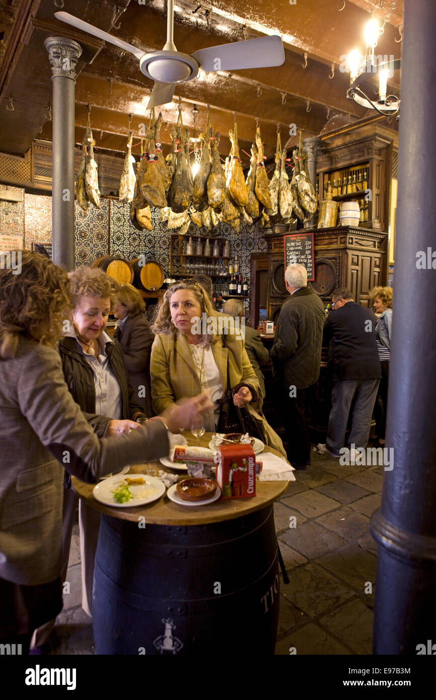 Bar and restaurant El Rinconcillo Seville's oldest, serves tapas Stock ...