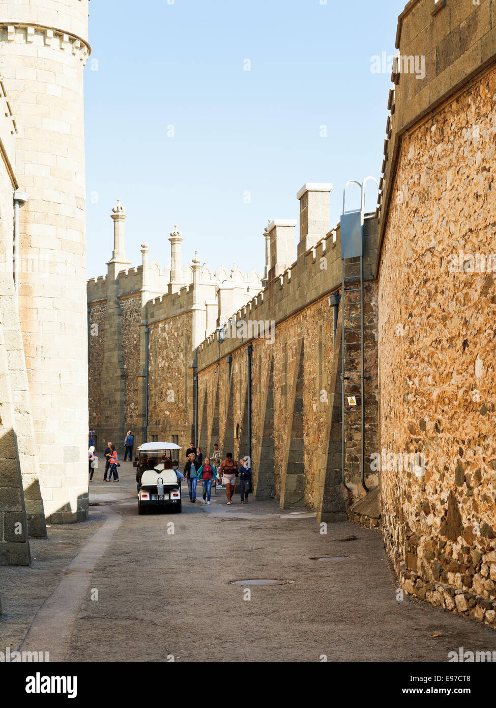 ALUPKA, RUSSIA - SEPTEMBER 28, 2014: tourists between fortress walls of ...