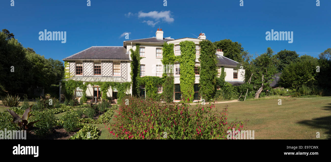 Down house darwin hi-res stock photography and images - Alamy