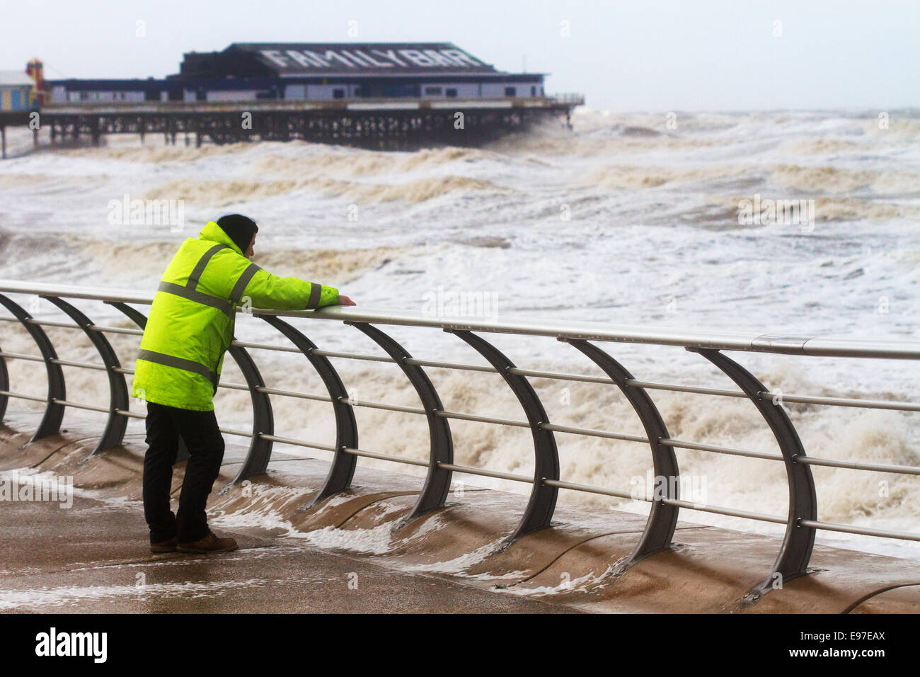 rnli lifeguard sea save rescue rescuer emergency drown drowning water ...