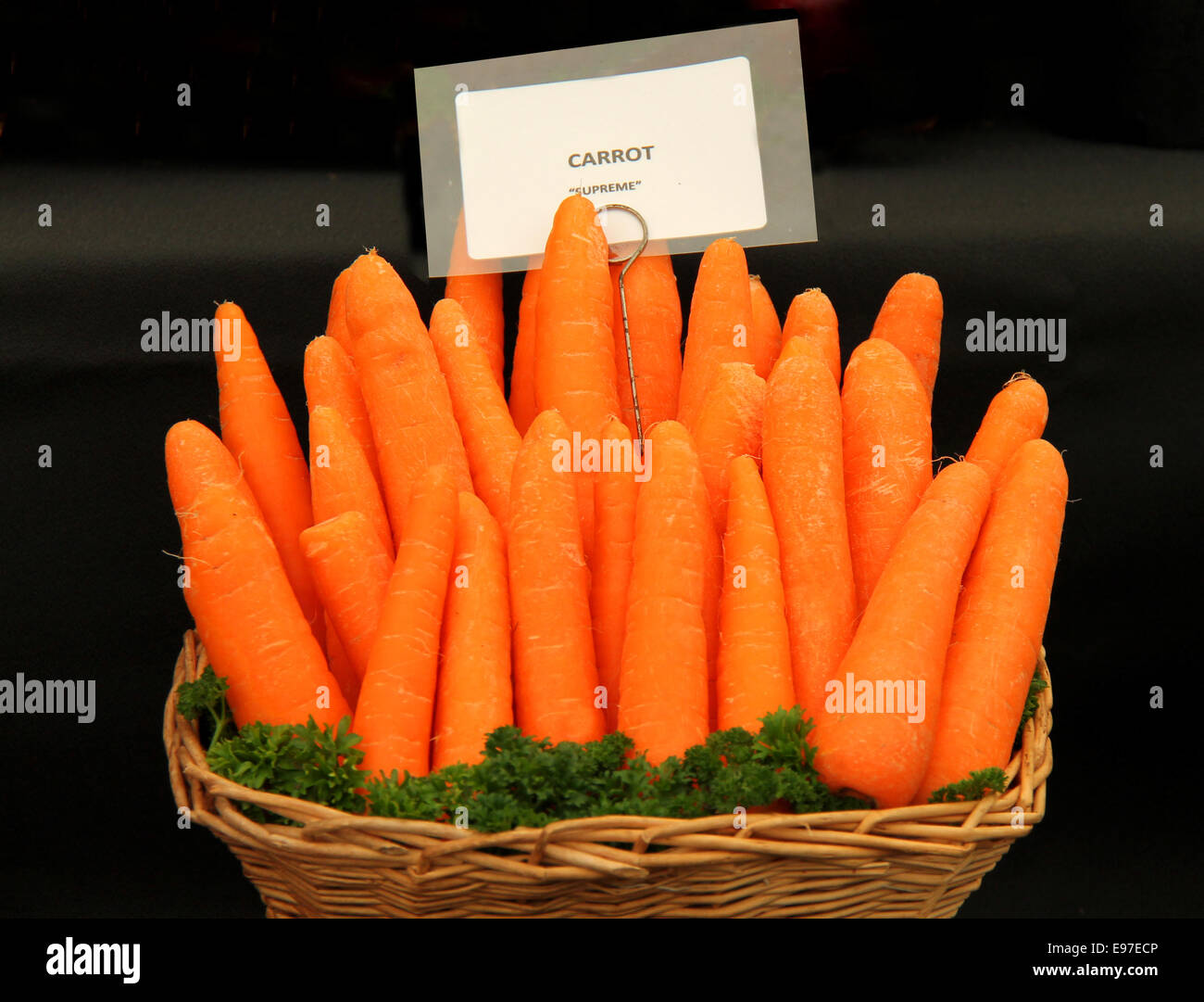 Vegetable display hi-res stock photography and images - Alamy