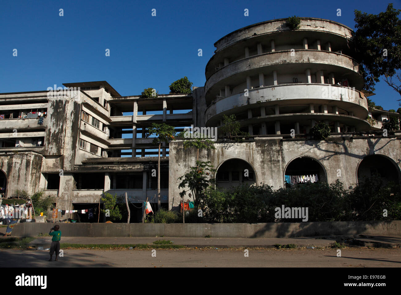 The Grande Hotel in Beira was once a luxury retreat of Africa's ...