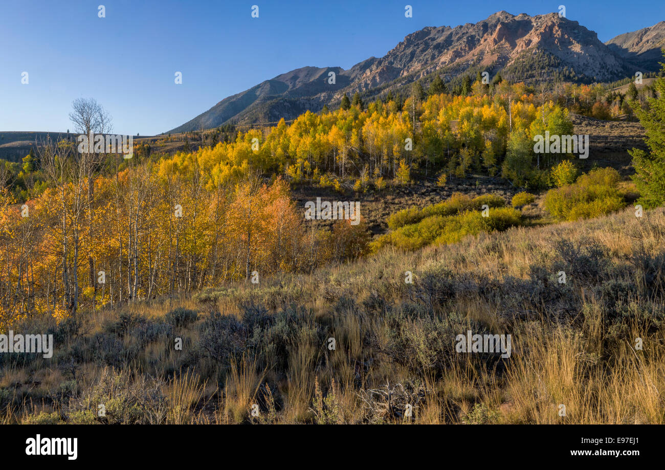 Boulder mountain range hi-res stock photography and images - Alamy