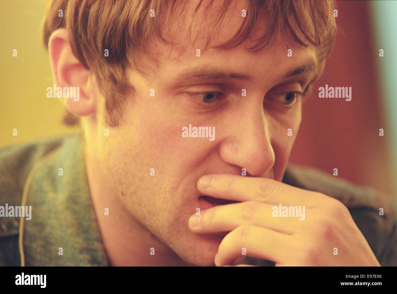 Simon Fowler of Ocean Colour Scene on stage in concert at Glasgow ...