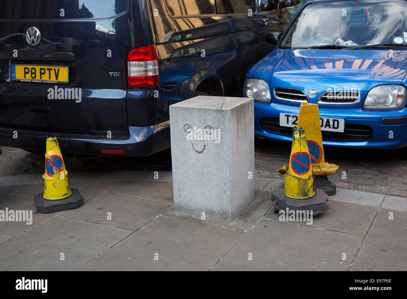 Bollard with a face hi-res stock photography and images - Alamy