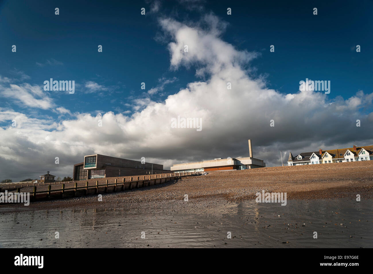 Redundant swimming pool hi-res stock photography and images - Alamy