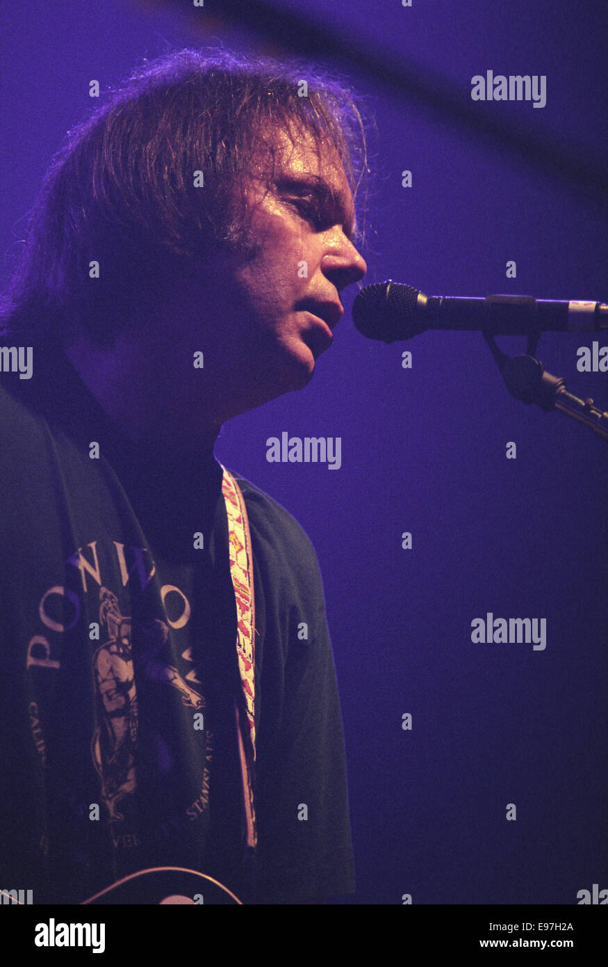 Neil Young Singer Stock Photos & Neil Young Singer Stock Images - Alamy