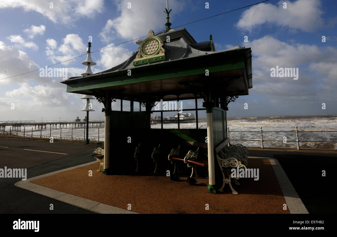 Blackpool Victorian Shelter by the sea Stock Photo - Alamy