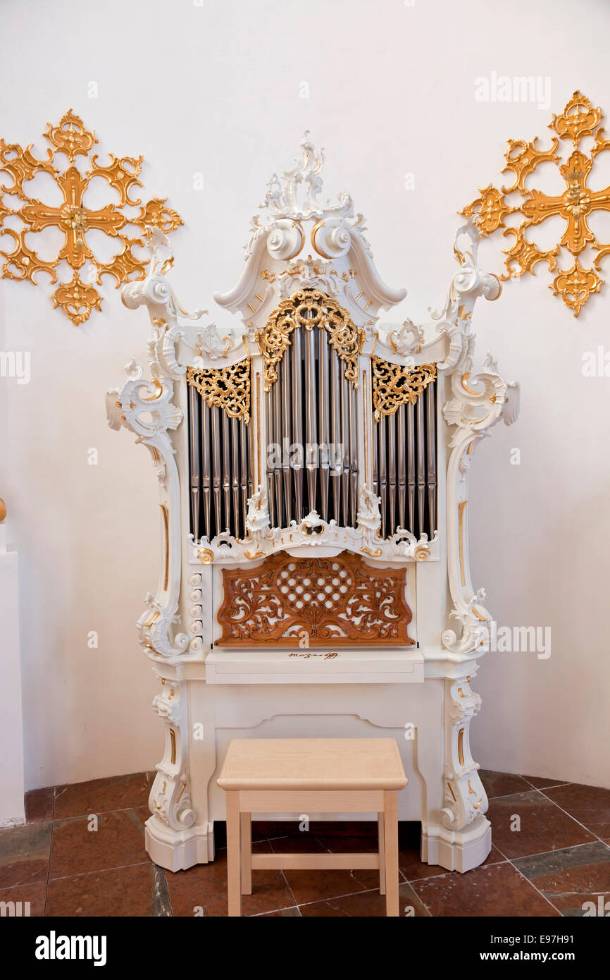 Miniature church hi-res stock photography and images - Alamy