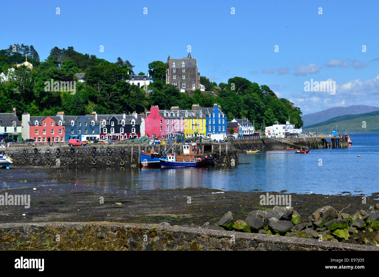 Tobermory hi-res stock photography and images - Alamy