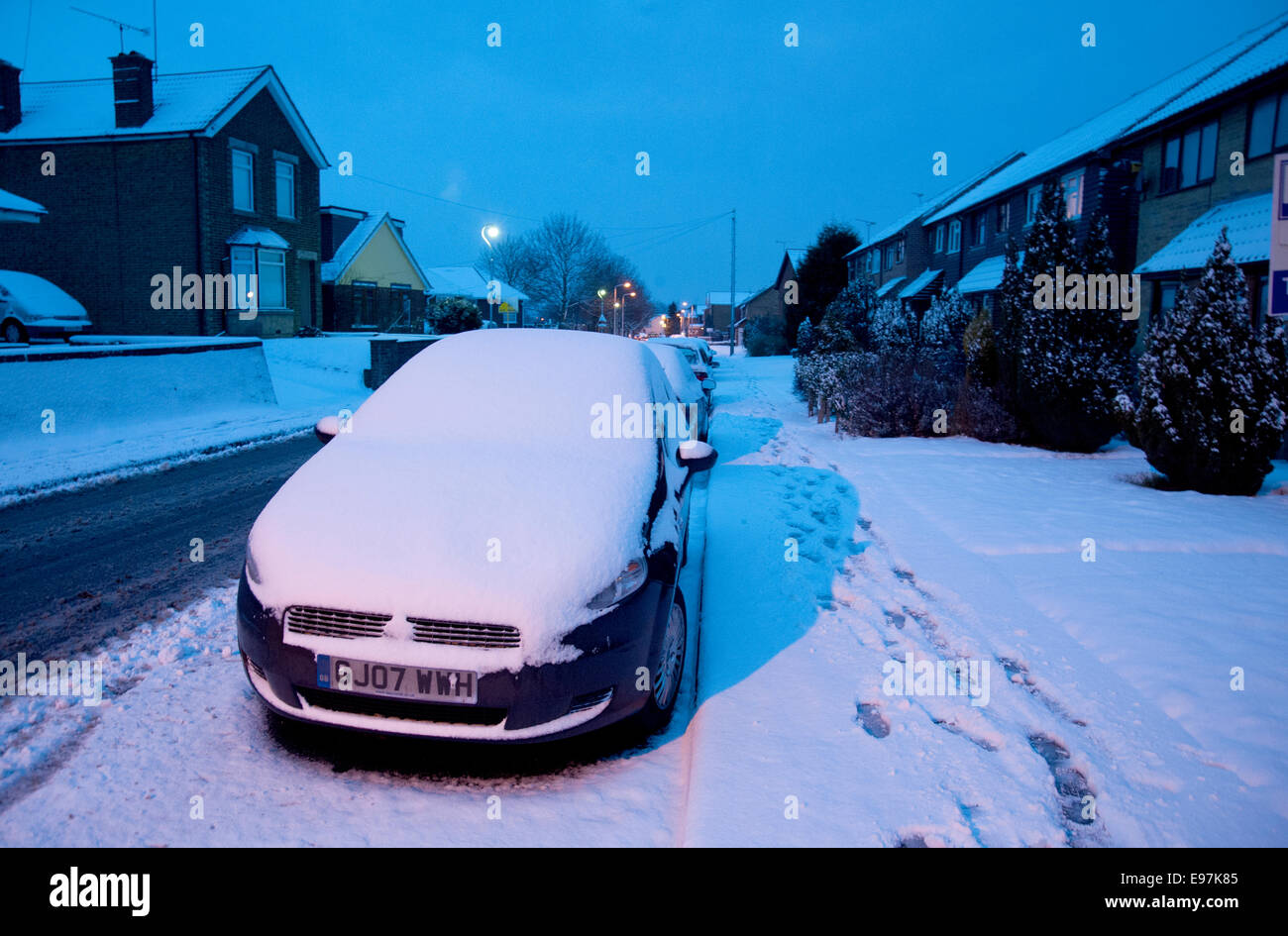 Undisturbed snow hi-res stock photography and images - Alamy