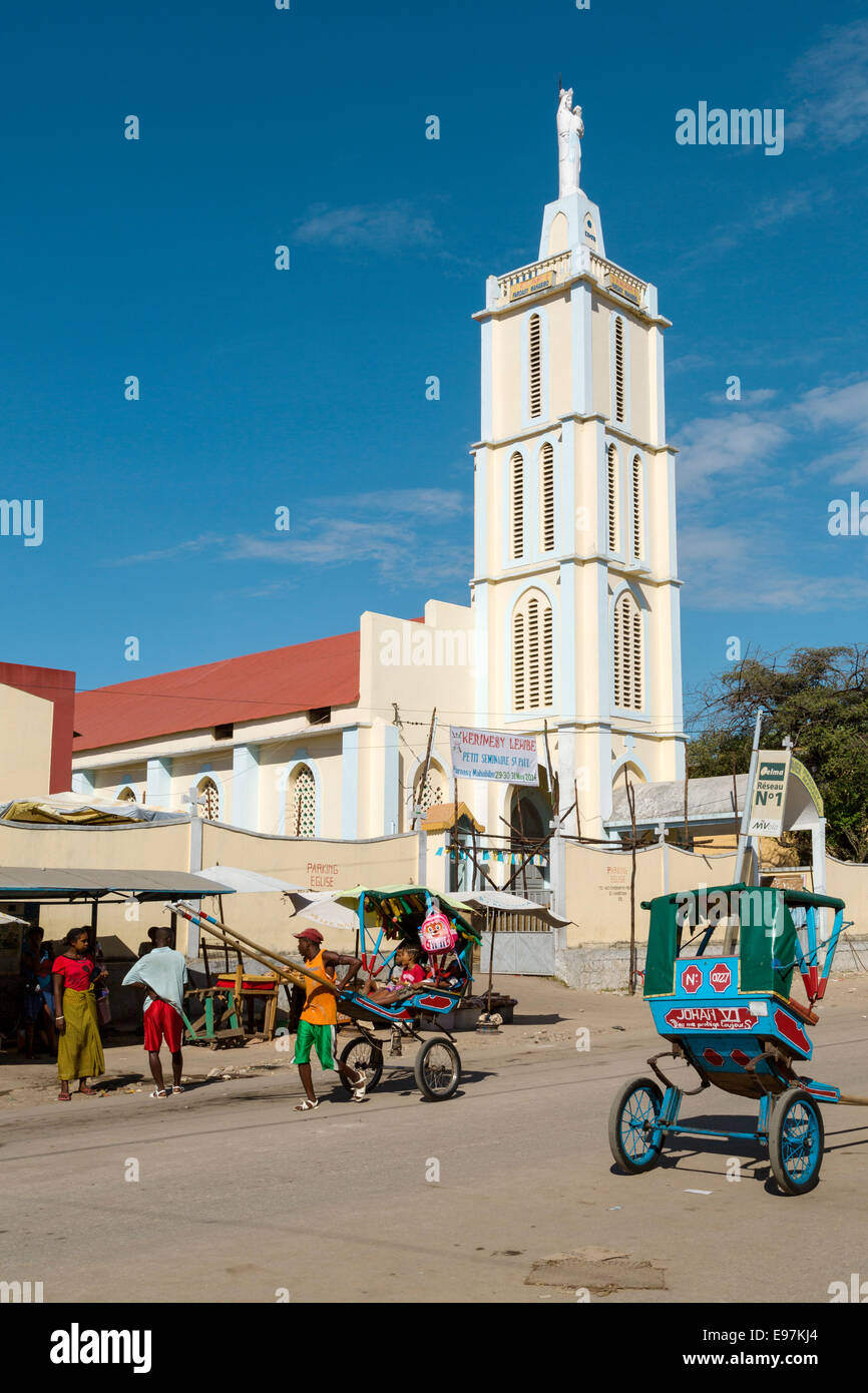 Mahajanga,The mosque, Mahabibo district, Madagascar Stock Photo - Alamy