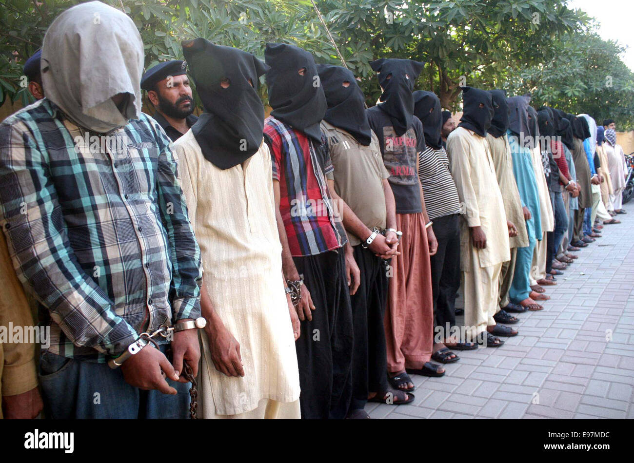 CIA Police Lahore officials are exposing fifty eight detained criminals ...