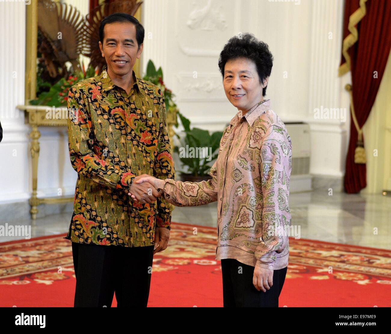 Jakarta, Indonesia. 21st Oct, 2014. Indonesian President Joko Widodo (L ...