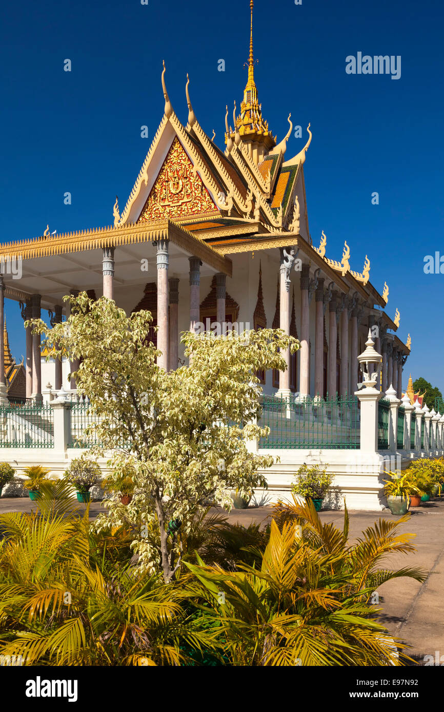 Royal Palace, Phnom Penh, Cambodia Stock Photo - Alamy