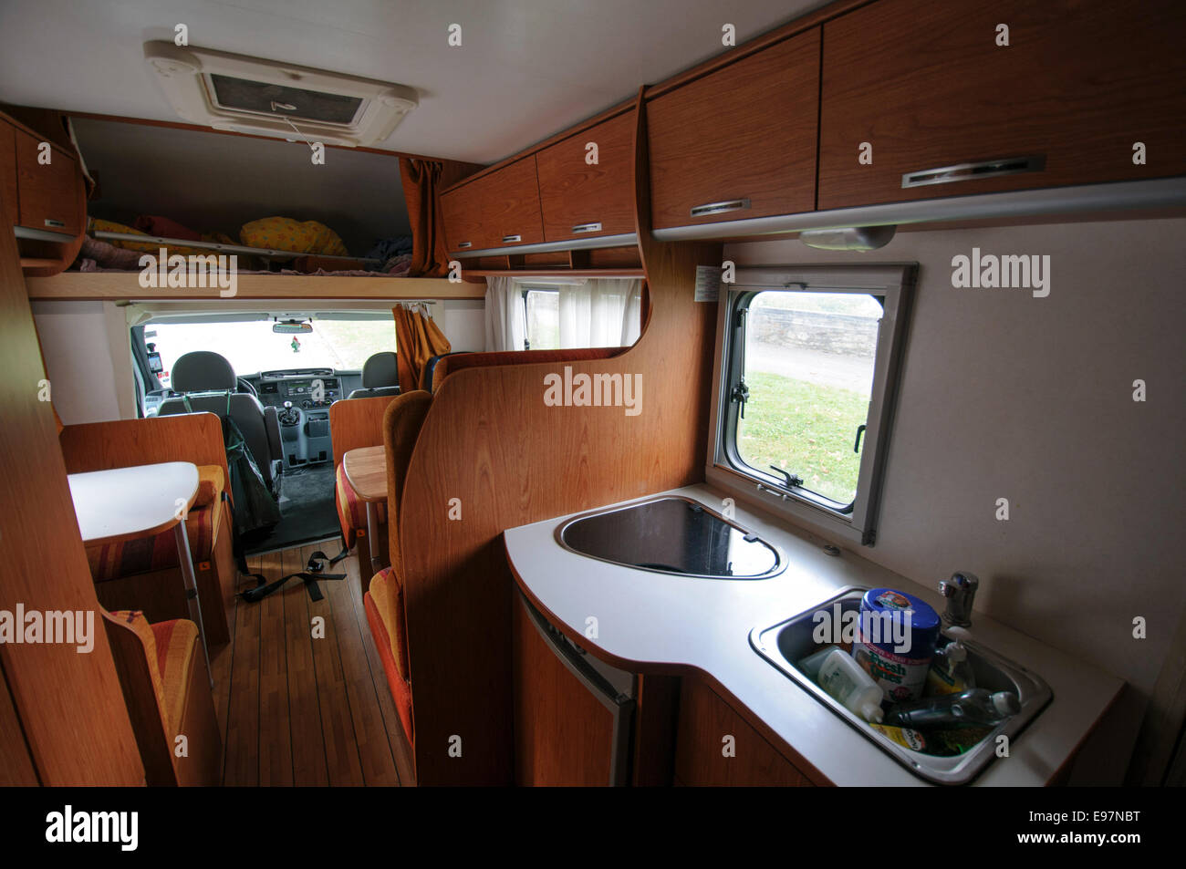 Mobile motorhome hi-res stock photography and images - Alamy