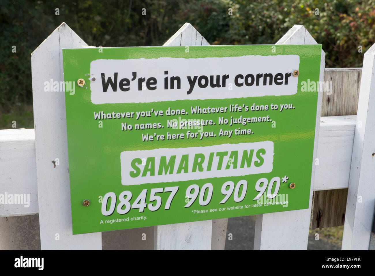 Samaritans sign charity hi-res stock photography and images - Alamy