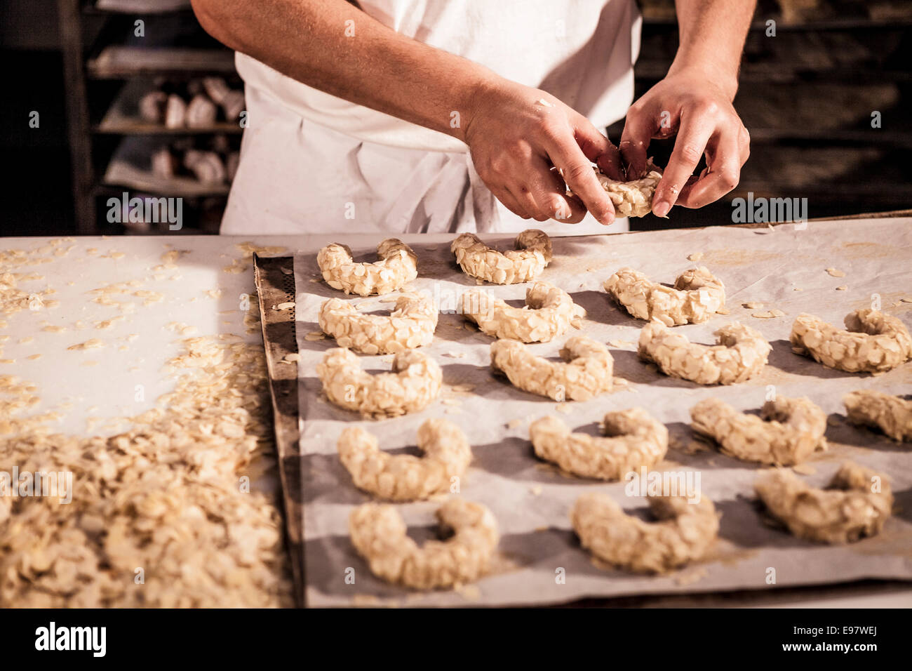 Horizontal positioning hi-res stock photography and images - Alamy