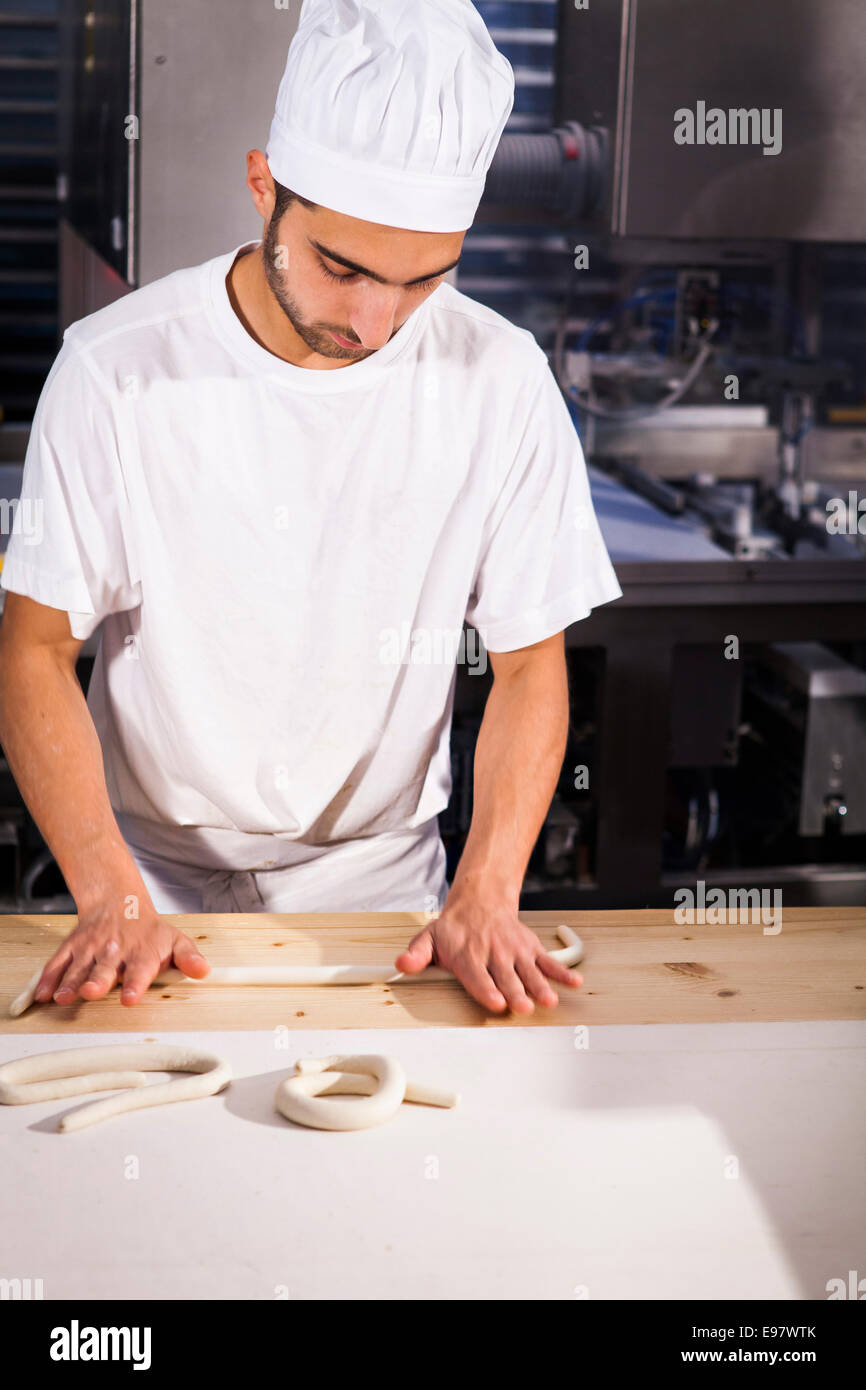 Shaping hi-res stock photography and images - Alamy