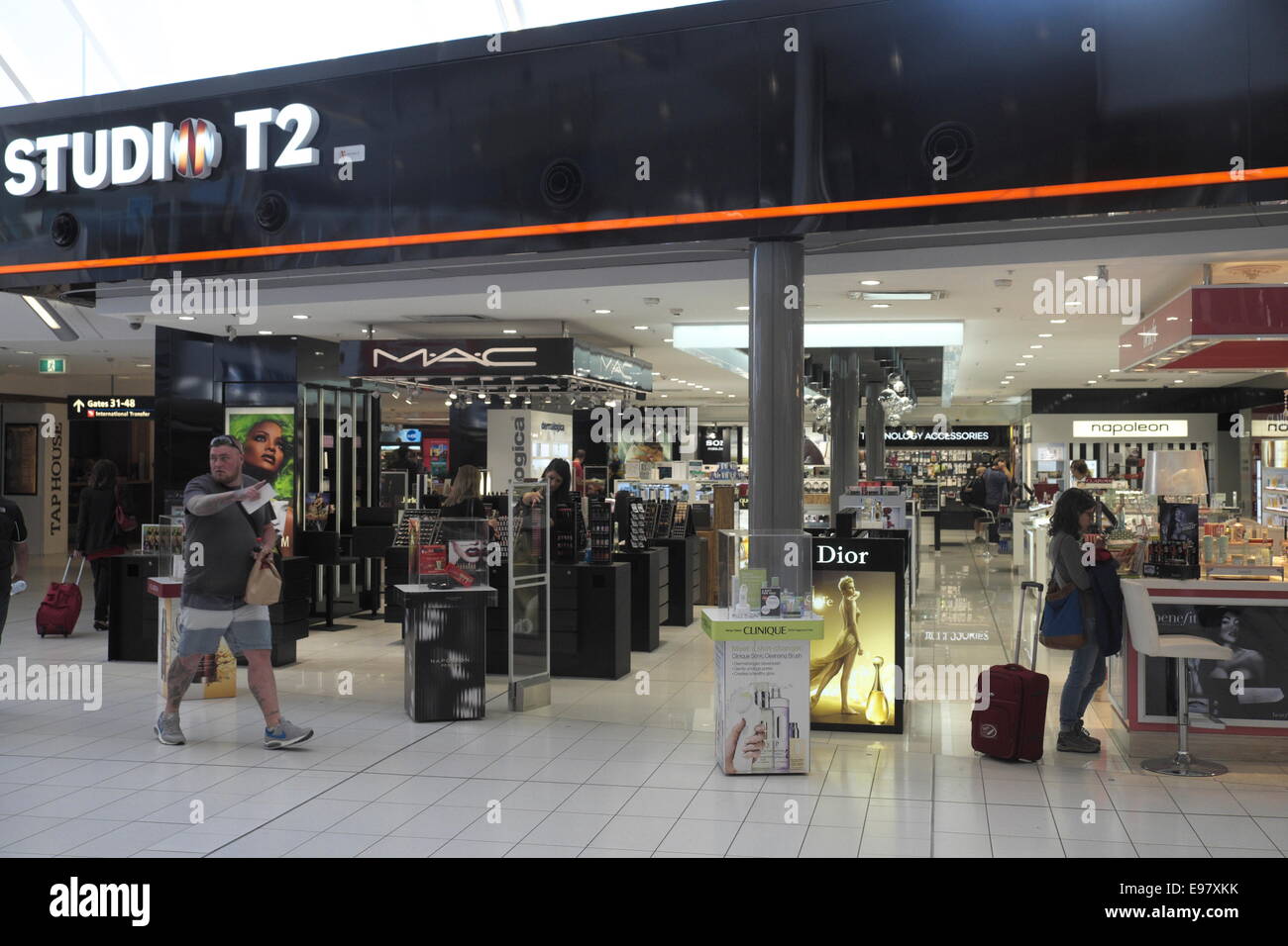 sydney airport departure lounge terminal 2 concourse area with shops ... sydney airport departure lounge terminal 2 concourse area with shops ...