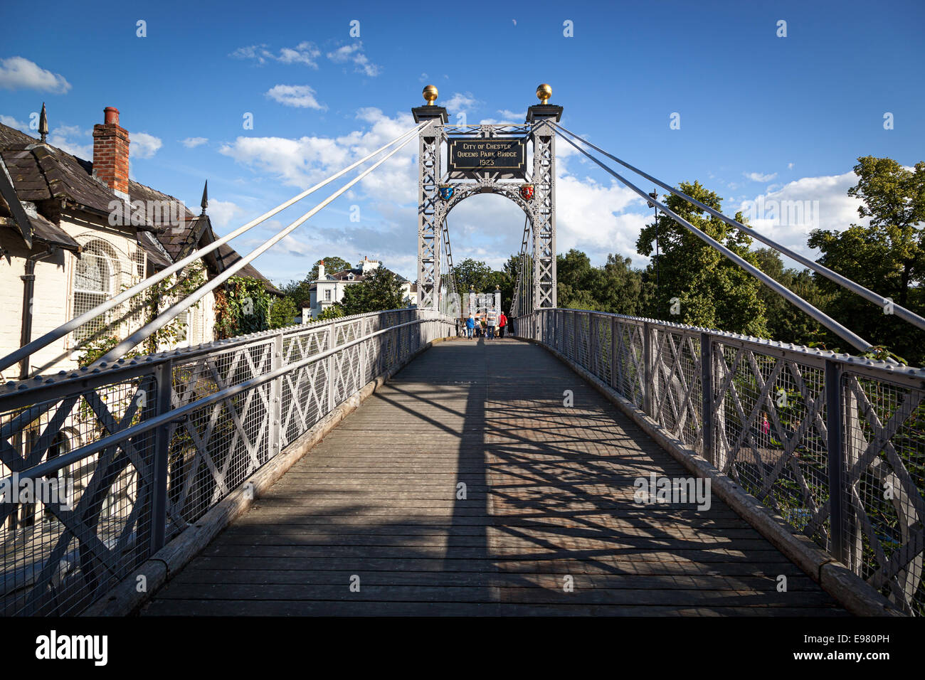 Chester footbridge hi-res stock photography and images - Alamy
