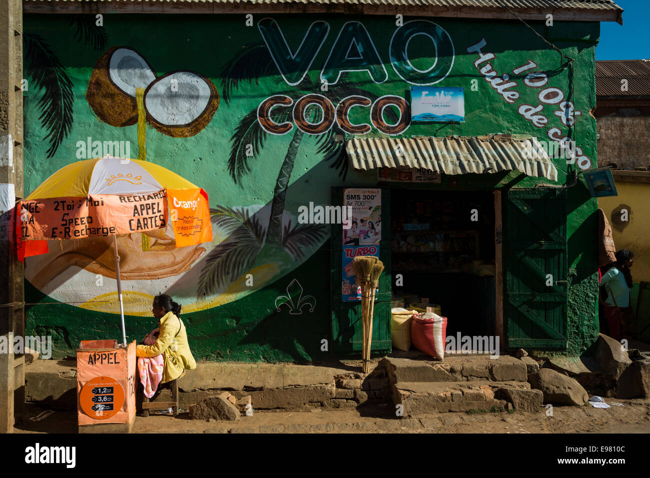 African advertising hi-res stock photography and images - Alamy